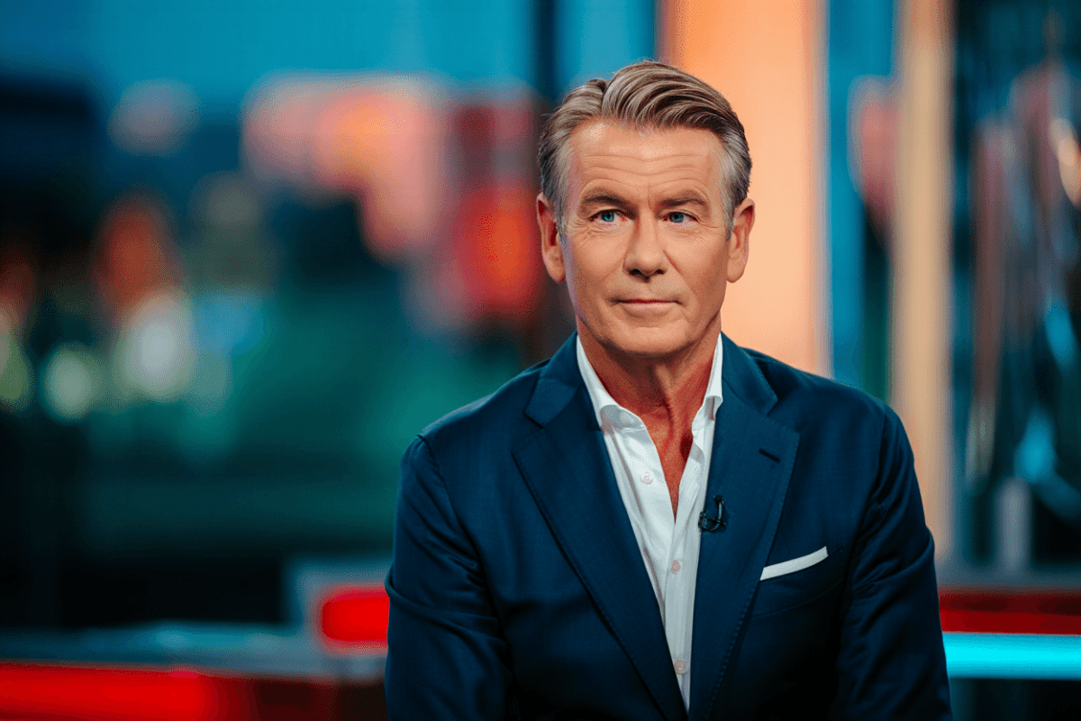 Billy Bush exits Extra after 5 seasons, focuses on Hot Mics digital ...